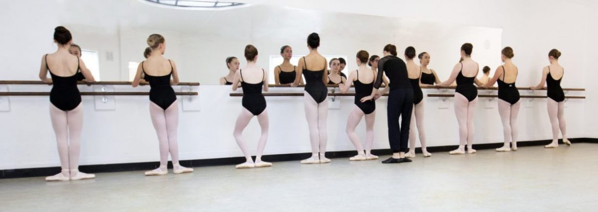 Ballet – The Patricia Veale School of Dance